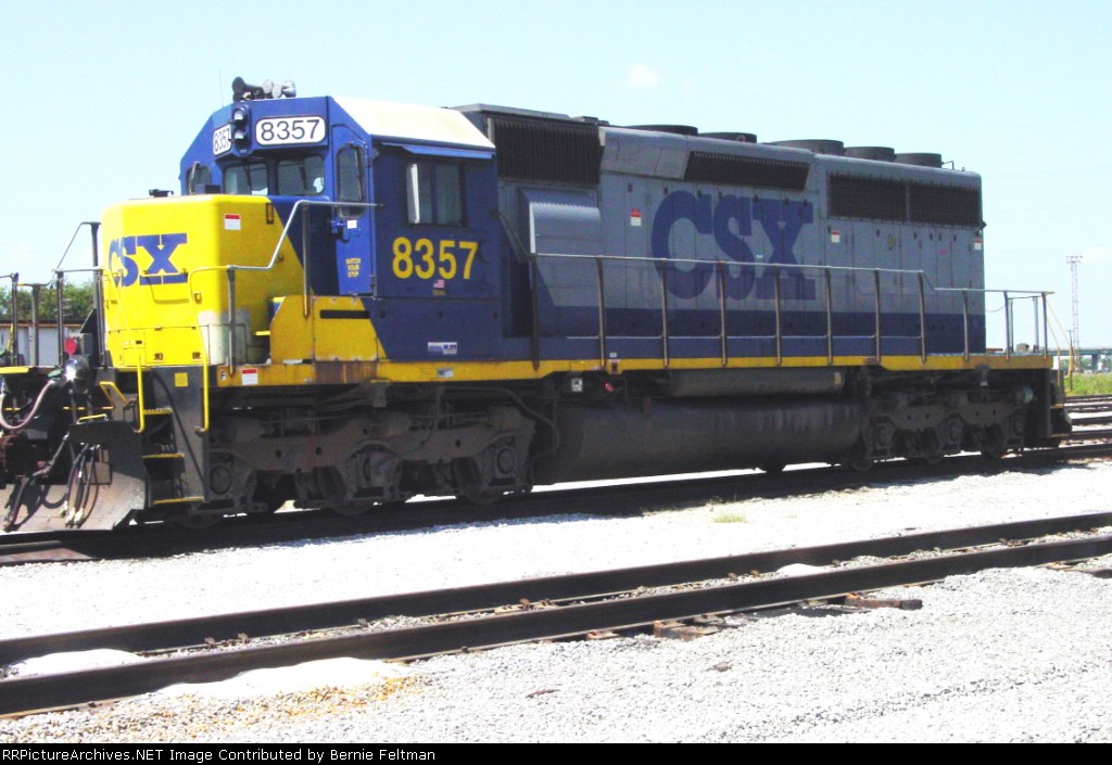 CSX 8357 (SD40-2) in yard